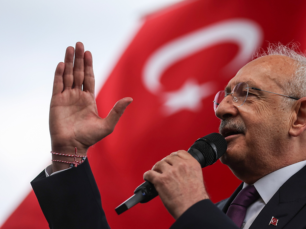 Presidenziali in Turchia, si va verso il ballottaggio - Fivedabliu.it Presidenziali in Turchia, si va verso il ballottaggio - Fivedabliu.it